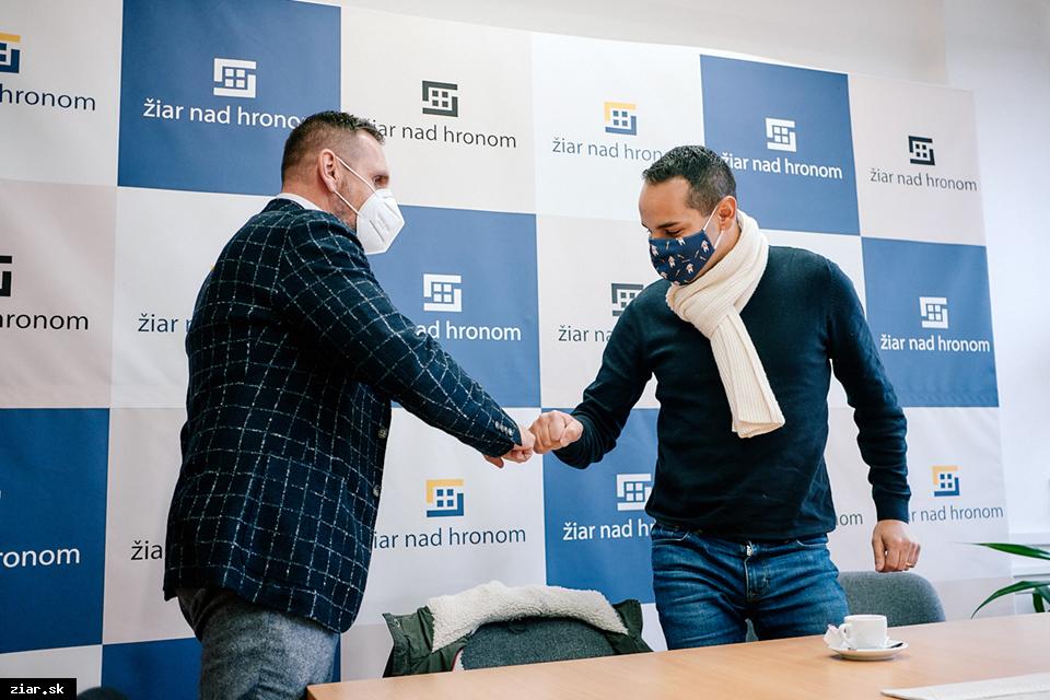 Poslanec NR SR Ján Herák (OĽaNO) na návšteve mesta